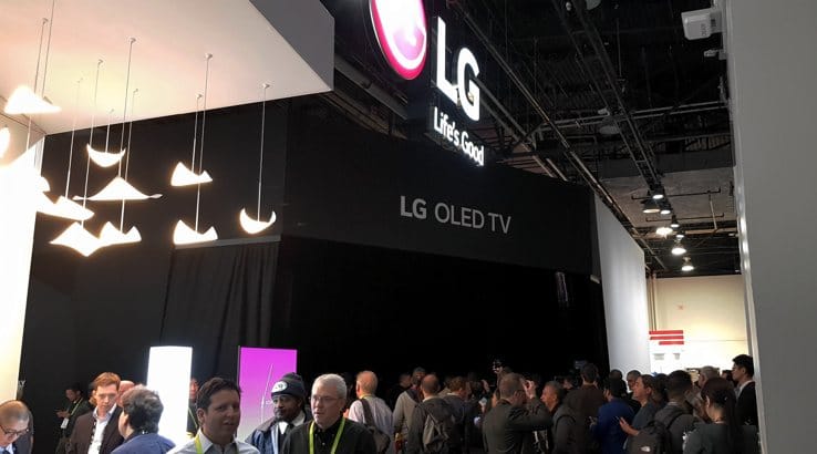 ביקרנו בביתן של LG בתערוכת CES 2018 - צפו בוידאו - ג'ירפה