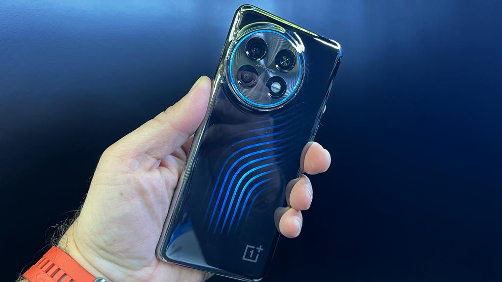 לא רק תאורה יפה: OnePlus מציגה את הסמארטפון OnePlus 11 Concept - ג'ירפה