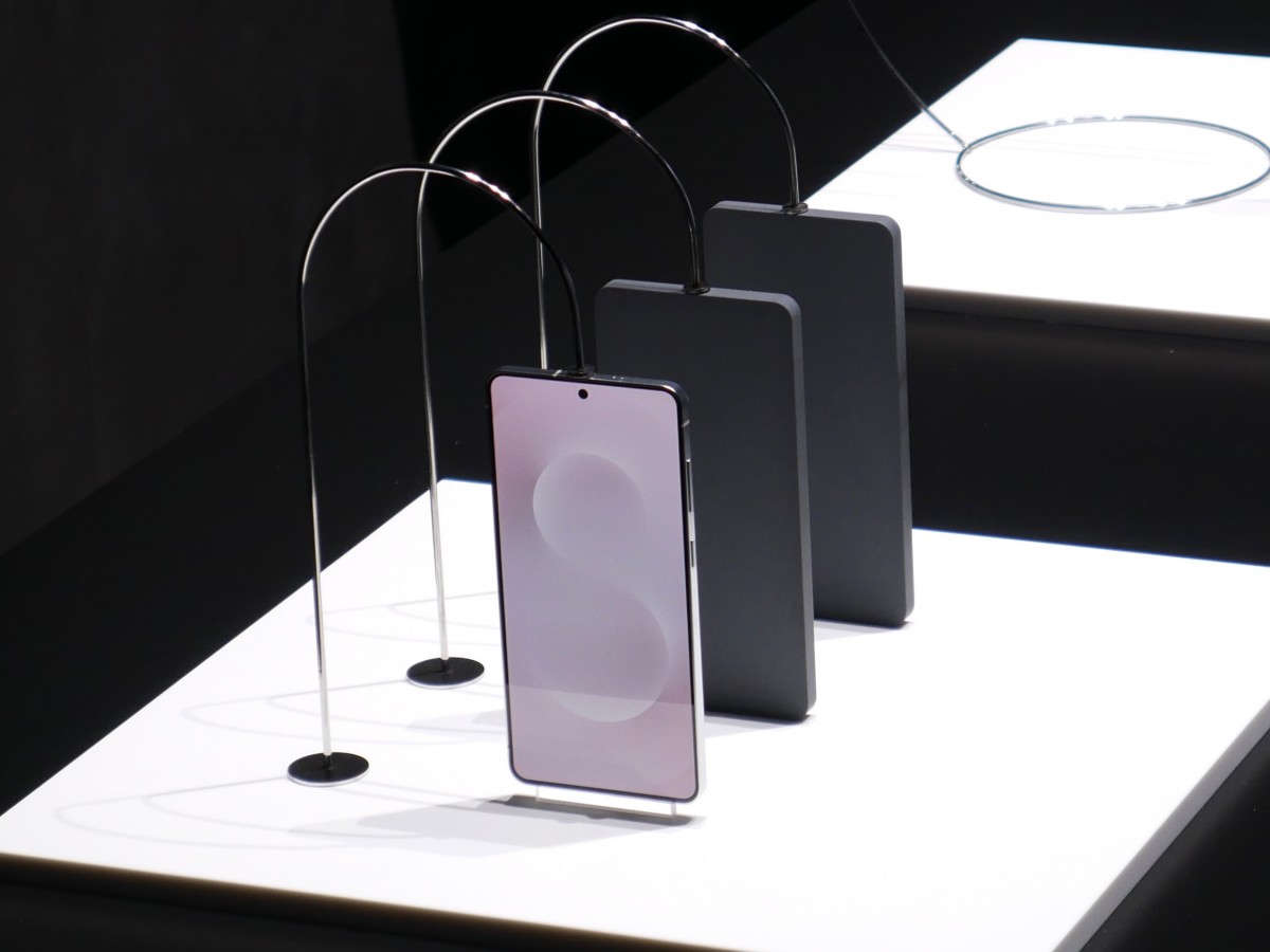 נא להכיר: Samsung Galaxy S25 Edge/Slim - ג'ירפה